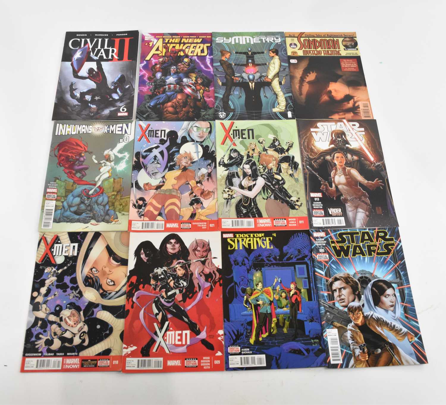 Lot 200 - MARVEL; a large collection of 395+ comics,