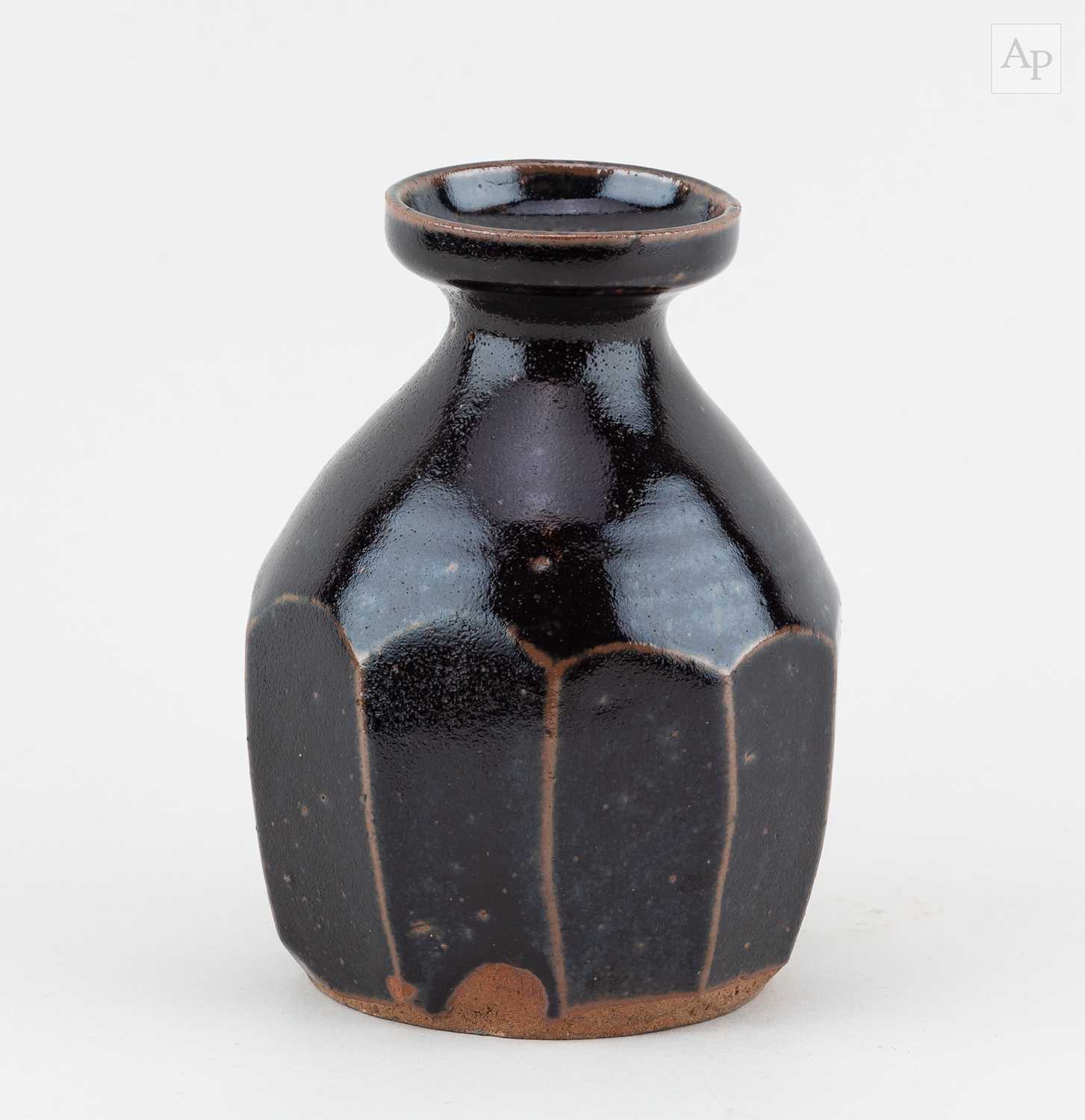 Lot 620 - SHOJI HAMADA (1894-1978); a small partially