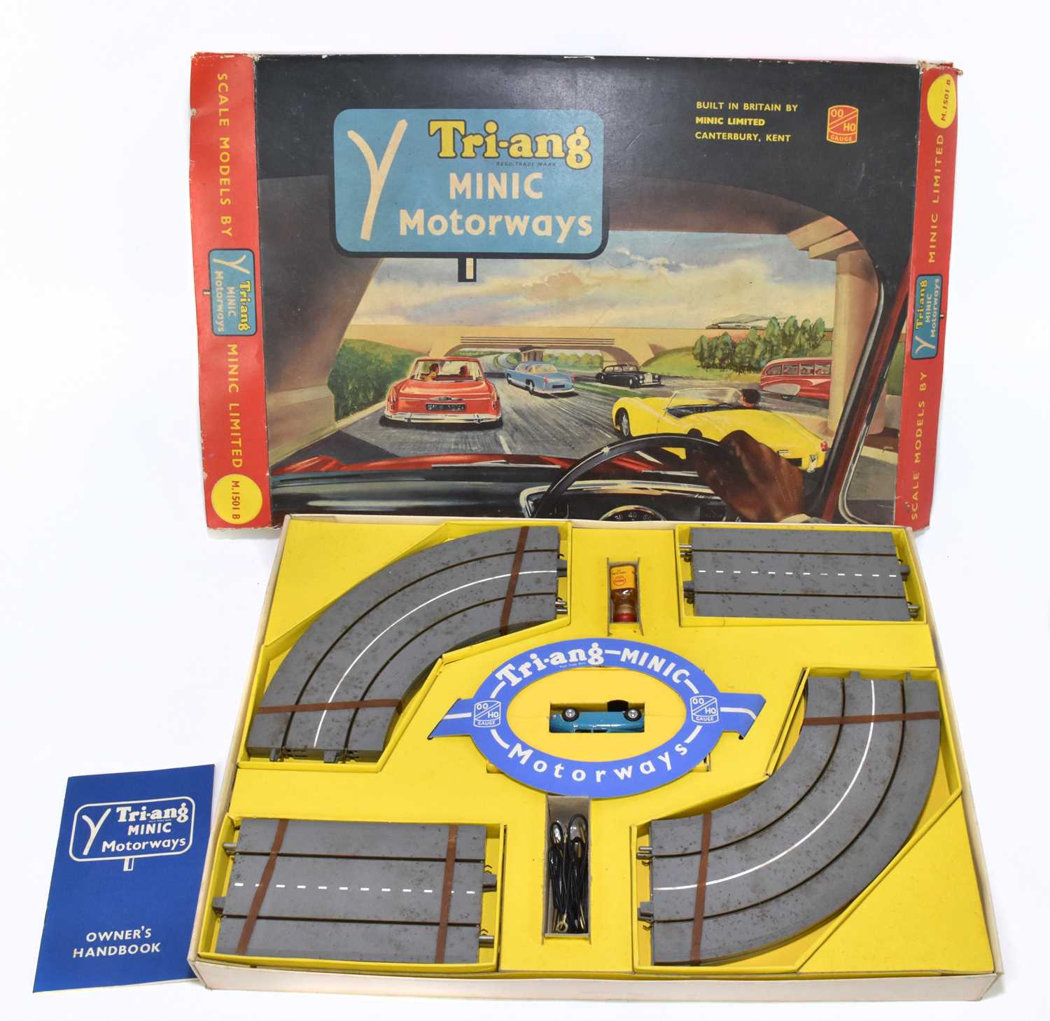Lot 274 - TRI-ANG; a Minic Motorways M.1501B set, with