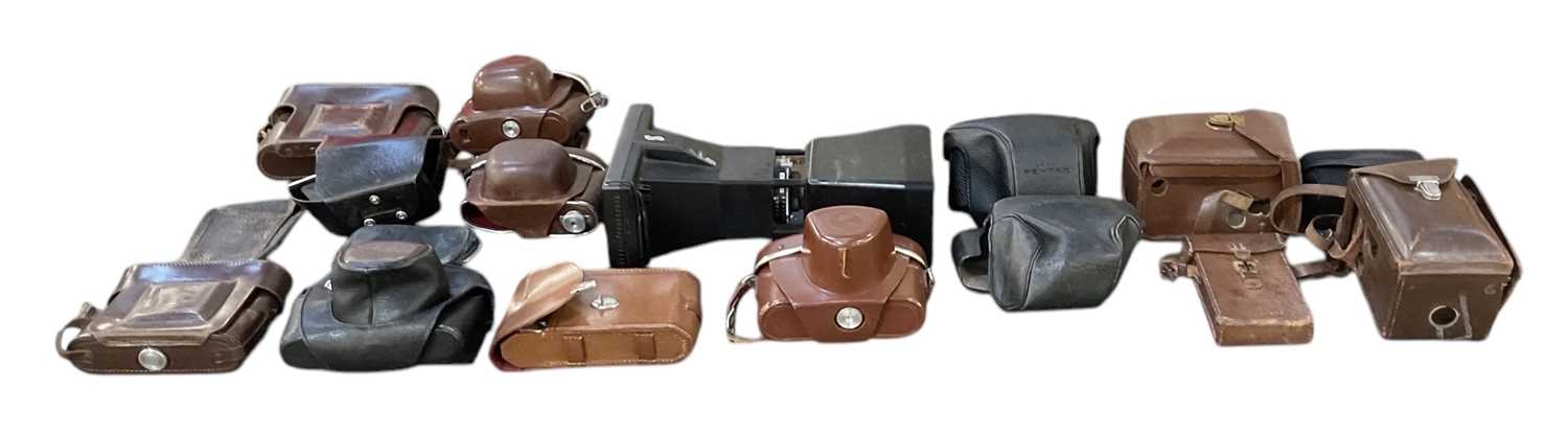 Lot 457 - A quantity of cameras and viewfinder slides,
