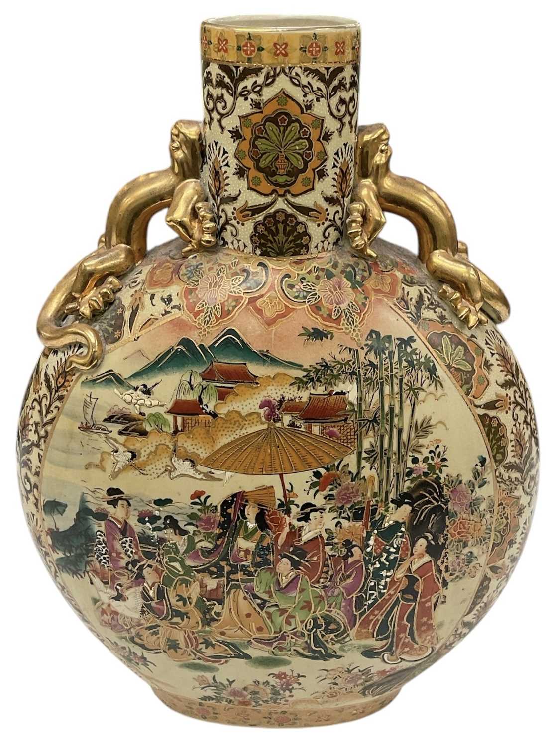 Lot 671 - A modern Chinese Japanese Satsuma style moon