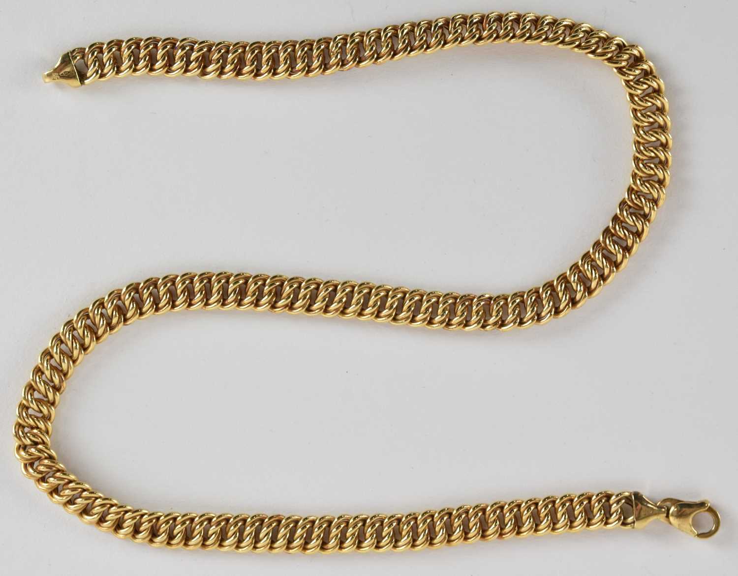 Lot 1383 - A 9ct gold interlocking link necklace with