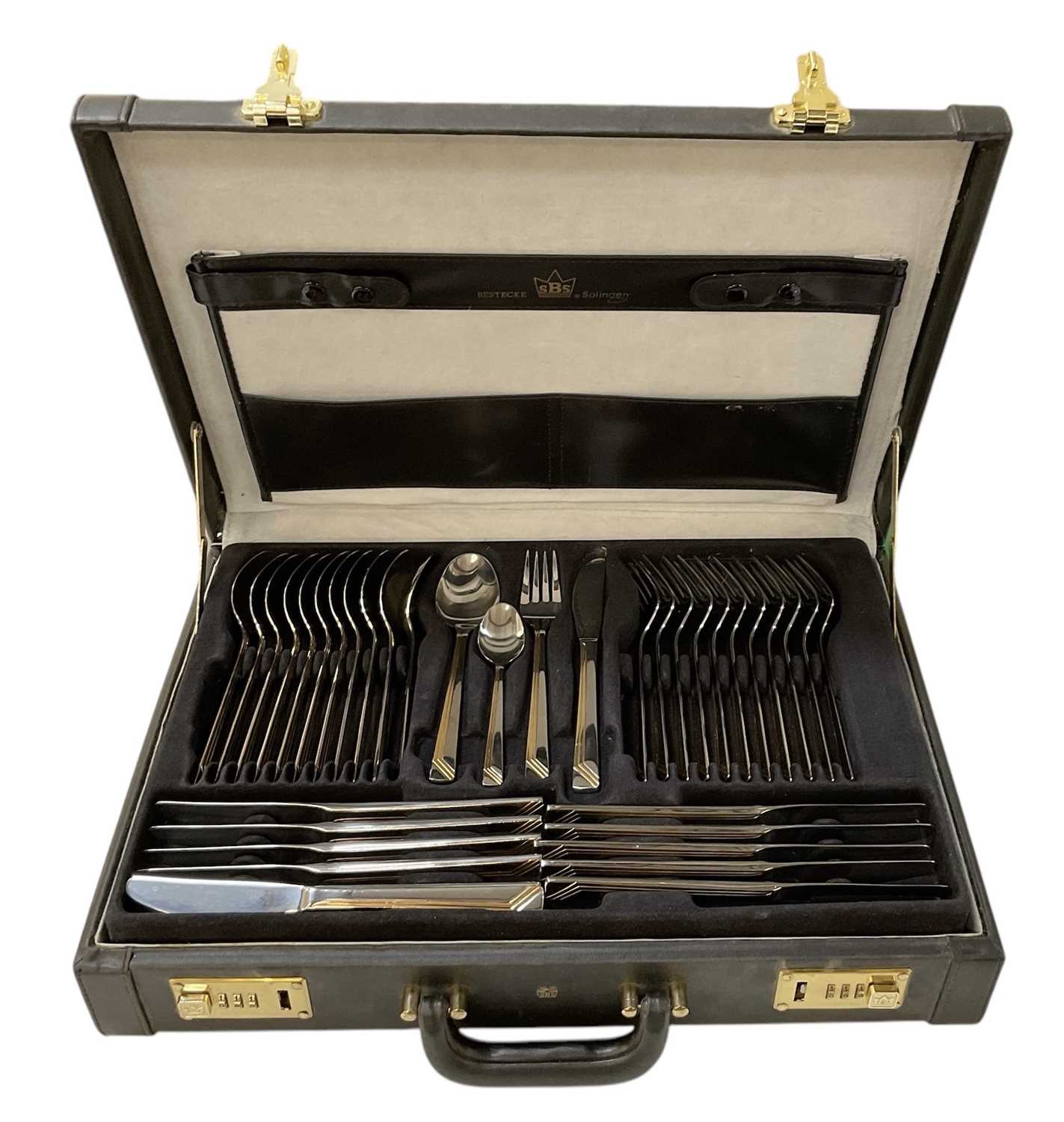 Lot 1007 - BESTECKE SOLINGEN; a modern twelve setting