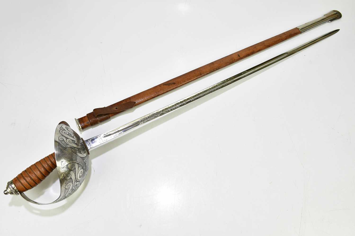 Lot 676 - A 1912 pattern cavalry officer's sword with