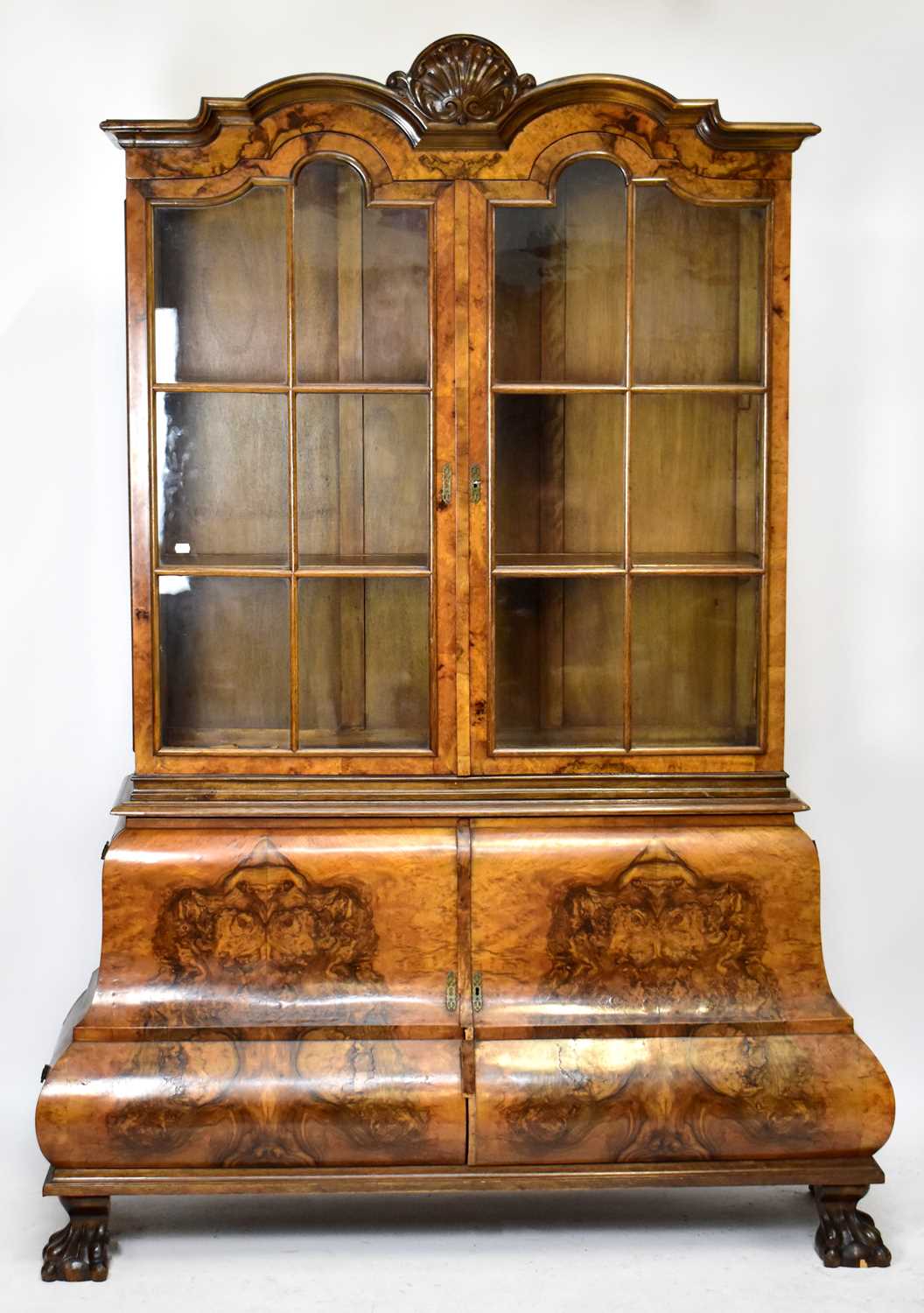 Lot 1558 - A reproduction figured walnut display