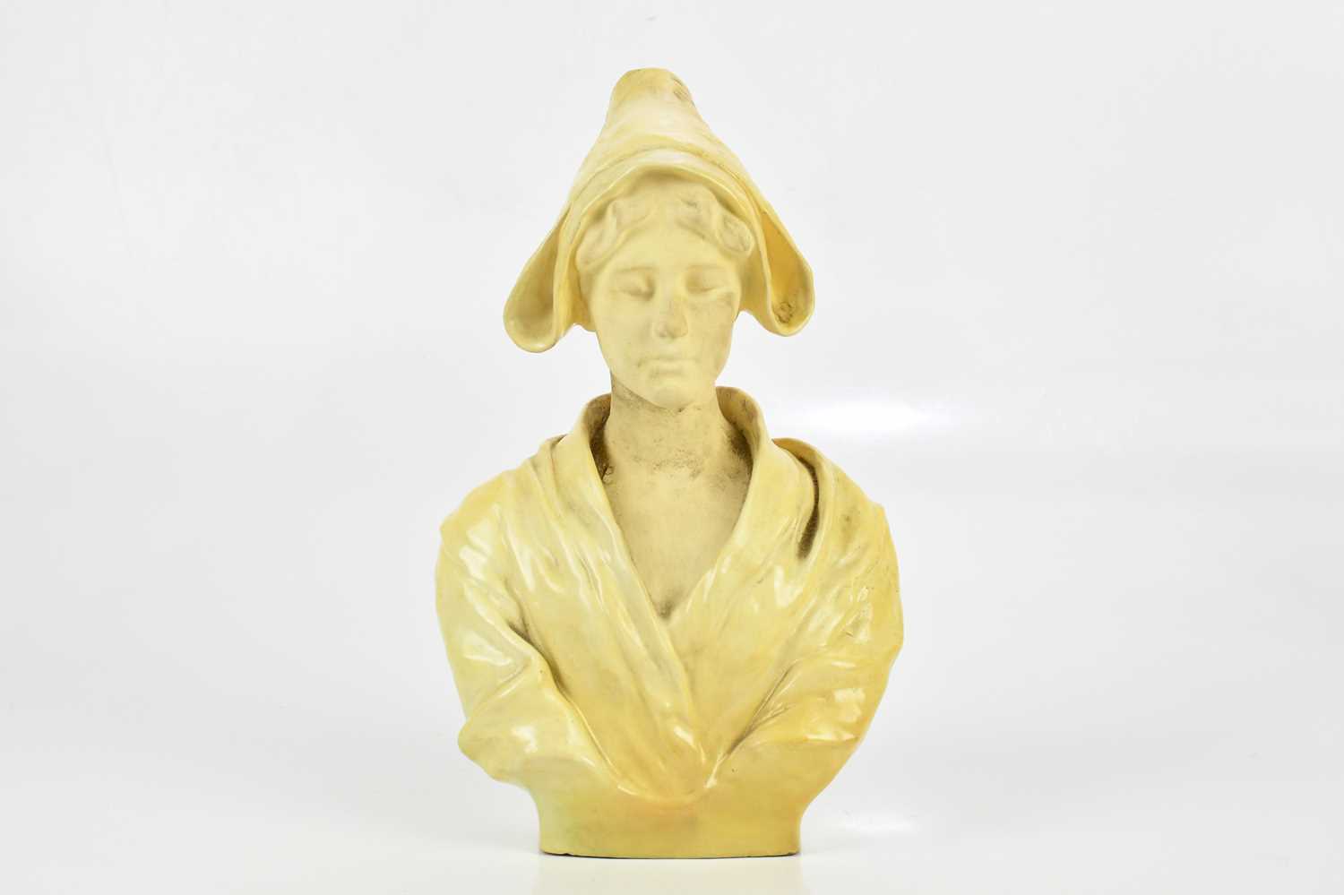 Lot 84 - FRIEDRICH GOLDSCHEIDER; an Art Nouveau bust