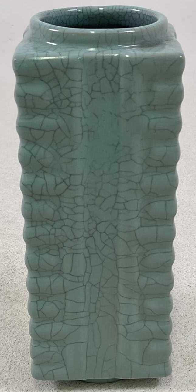 Lot 341 - A Chinese cong vase, with crackle glazed