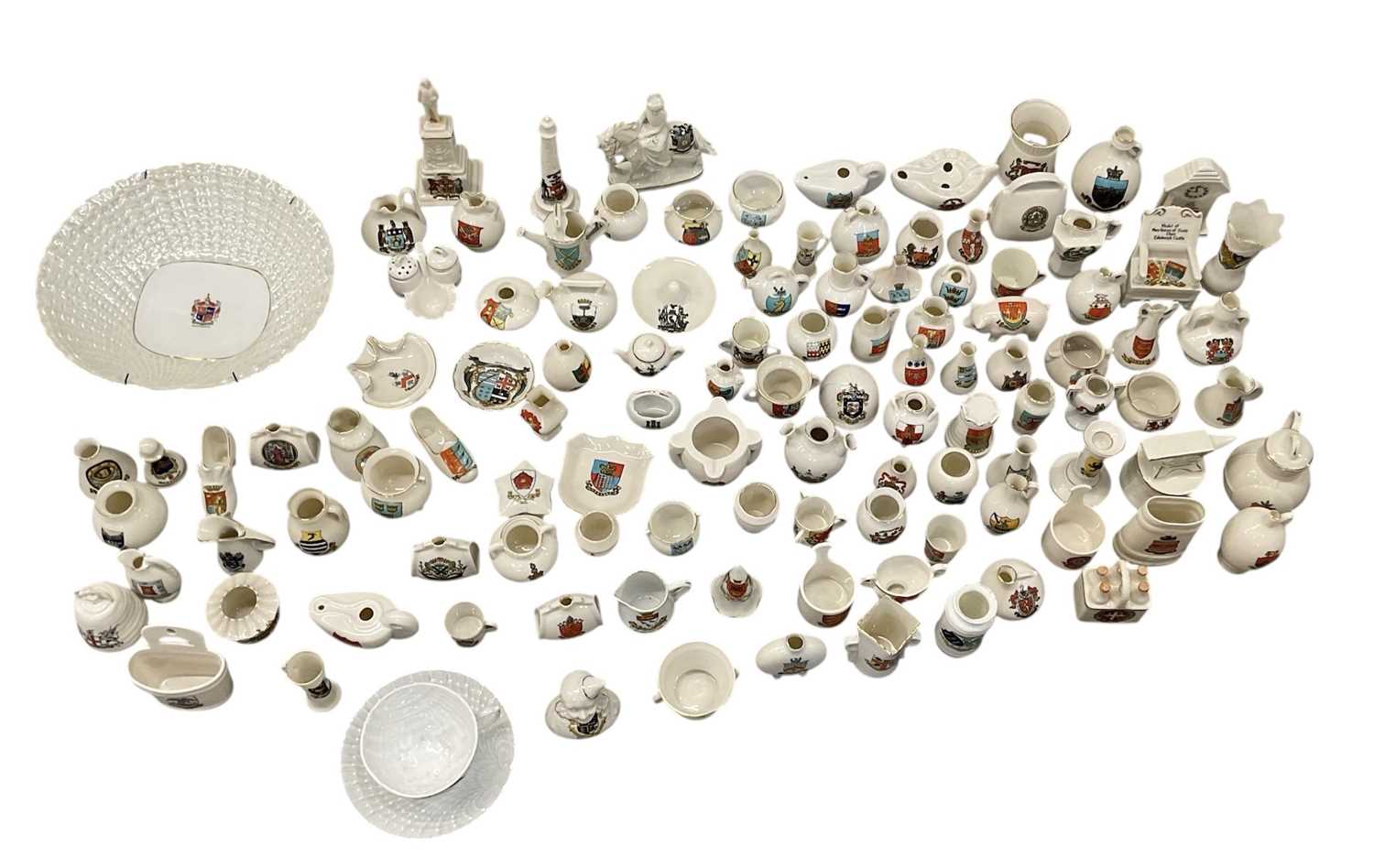 Lot 363 - A large collection of Goss crested miniature