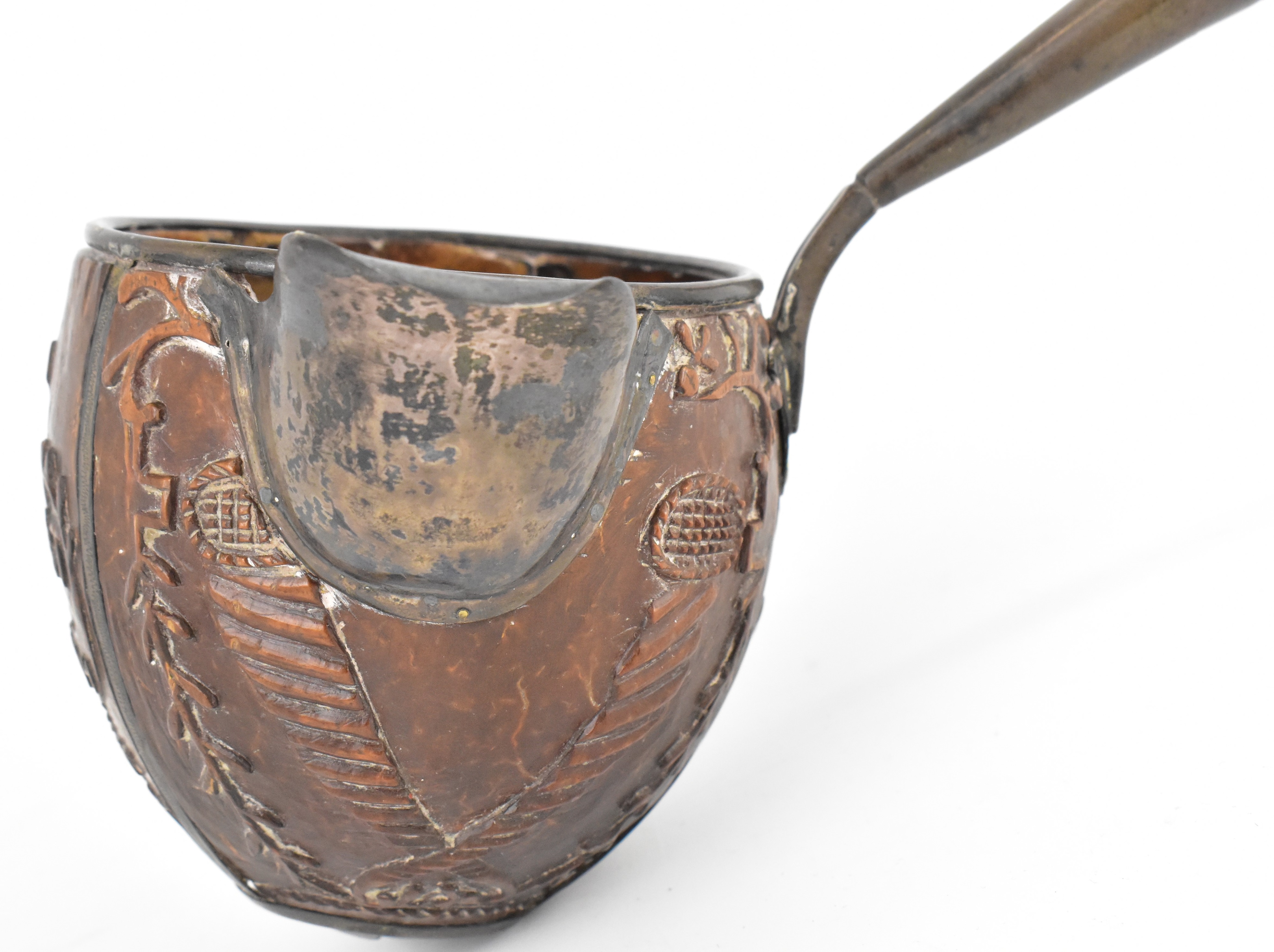 Lot 213 - An 18th century toddy ladle with coquilla