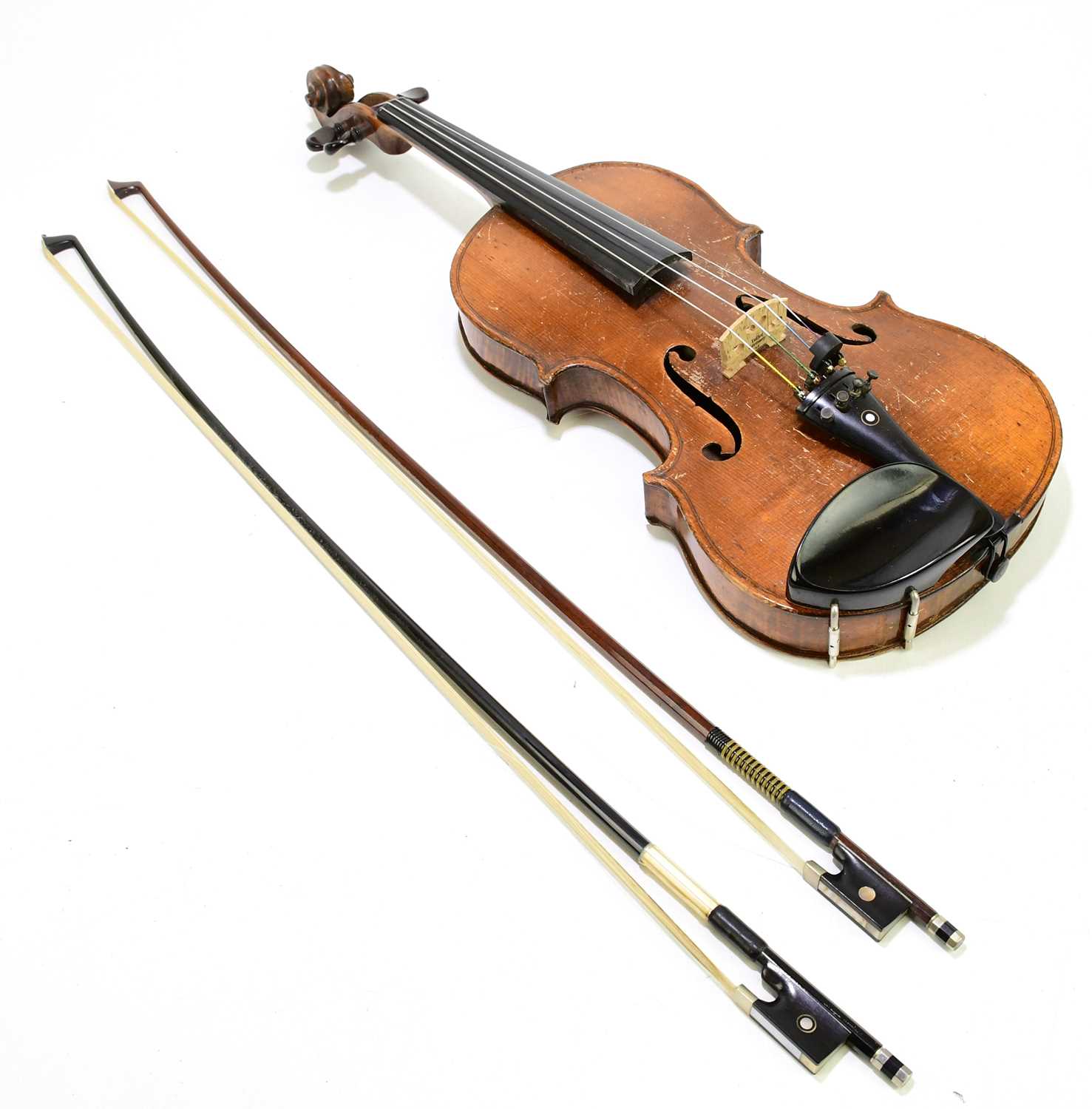 Lot 1008 - An unnamed full size German violin, with