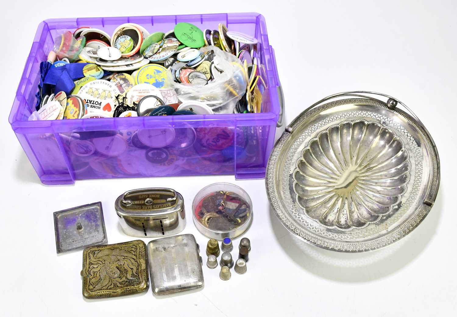 Lot 2487 - A large assortment of vintage pin badges,