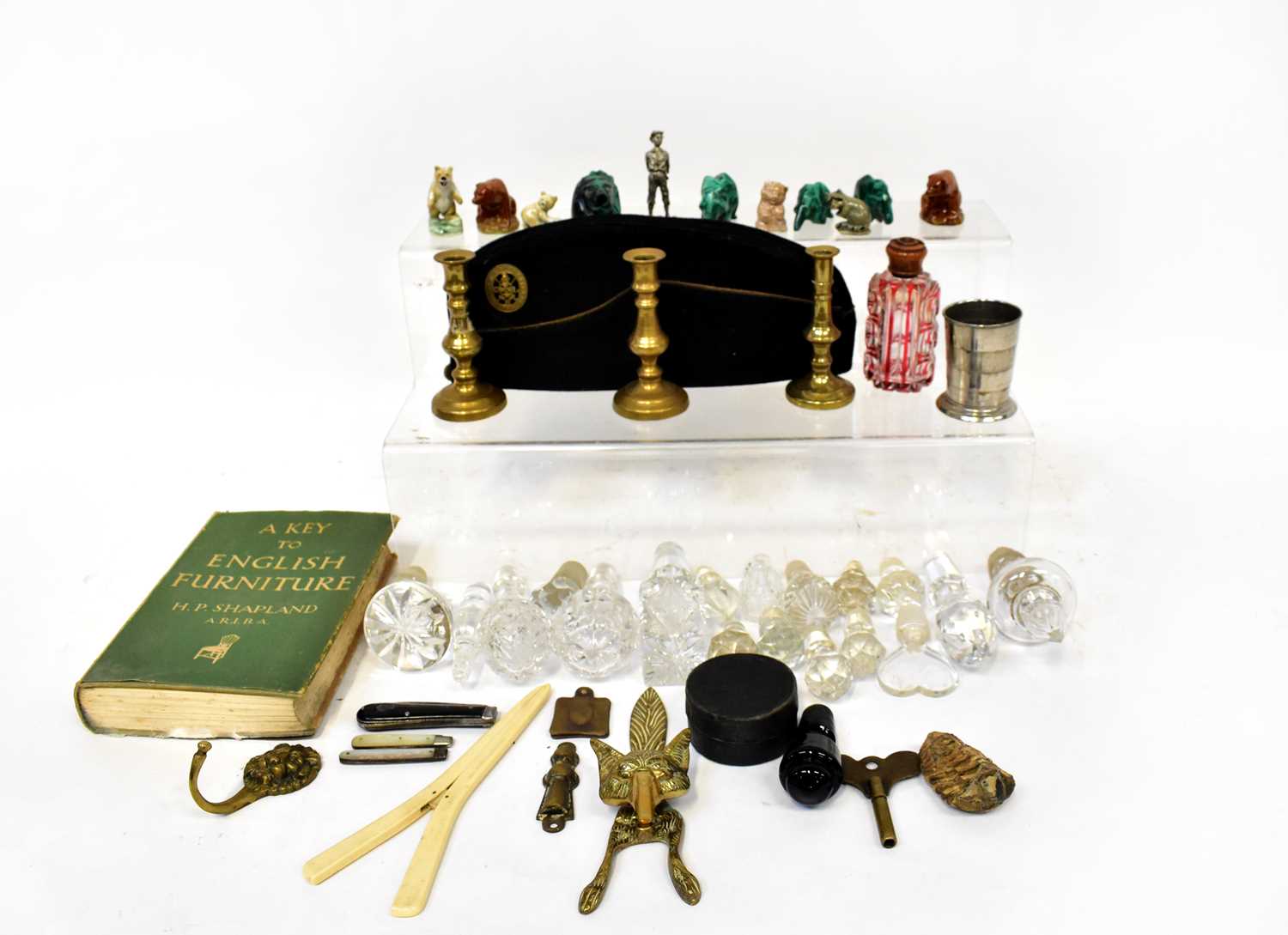 Lot 133 - A collectors' lot to include a vintage Boys
