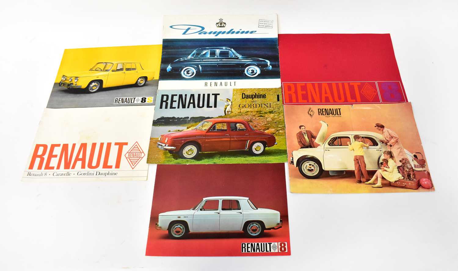 Lot 135 - AUTOMOBILIA; 1960s Renault car brochures to