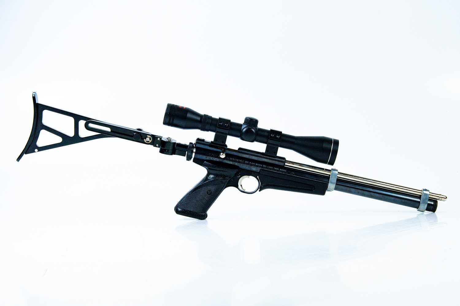 Lot 531 - CROSMAN; a .177 1760 CO2 powered air pistol,