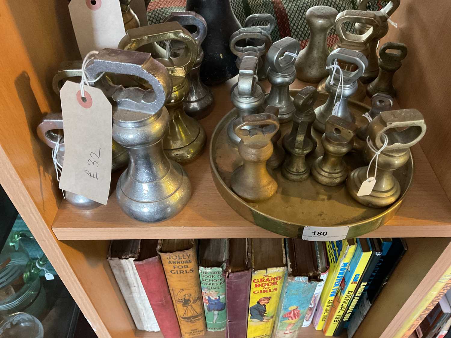 Lot 180 - A collection of Victorian and later weights,