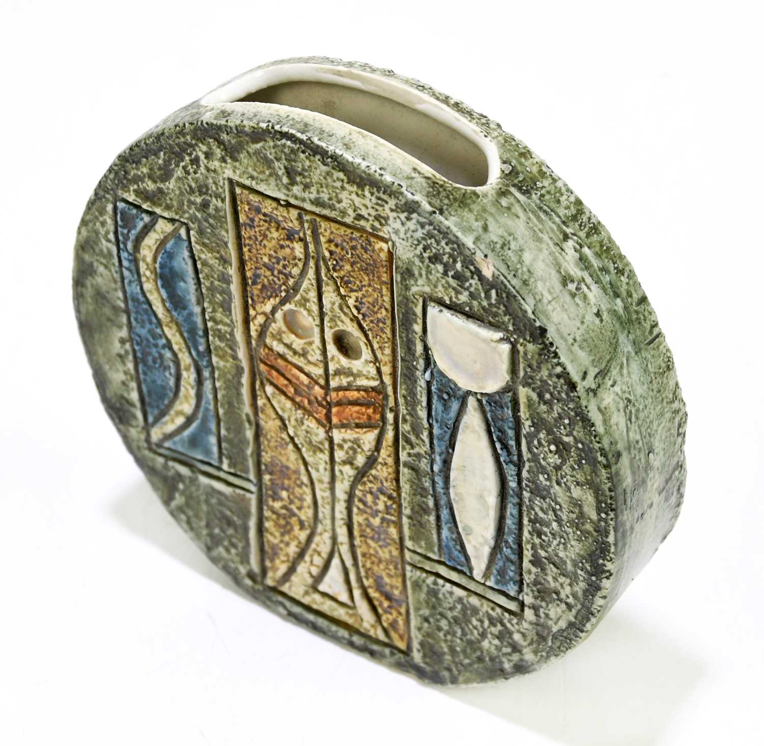 Lot 385 - ANNETTE WALTERS FOR TROIKA POTTERY; a small