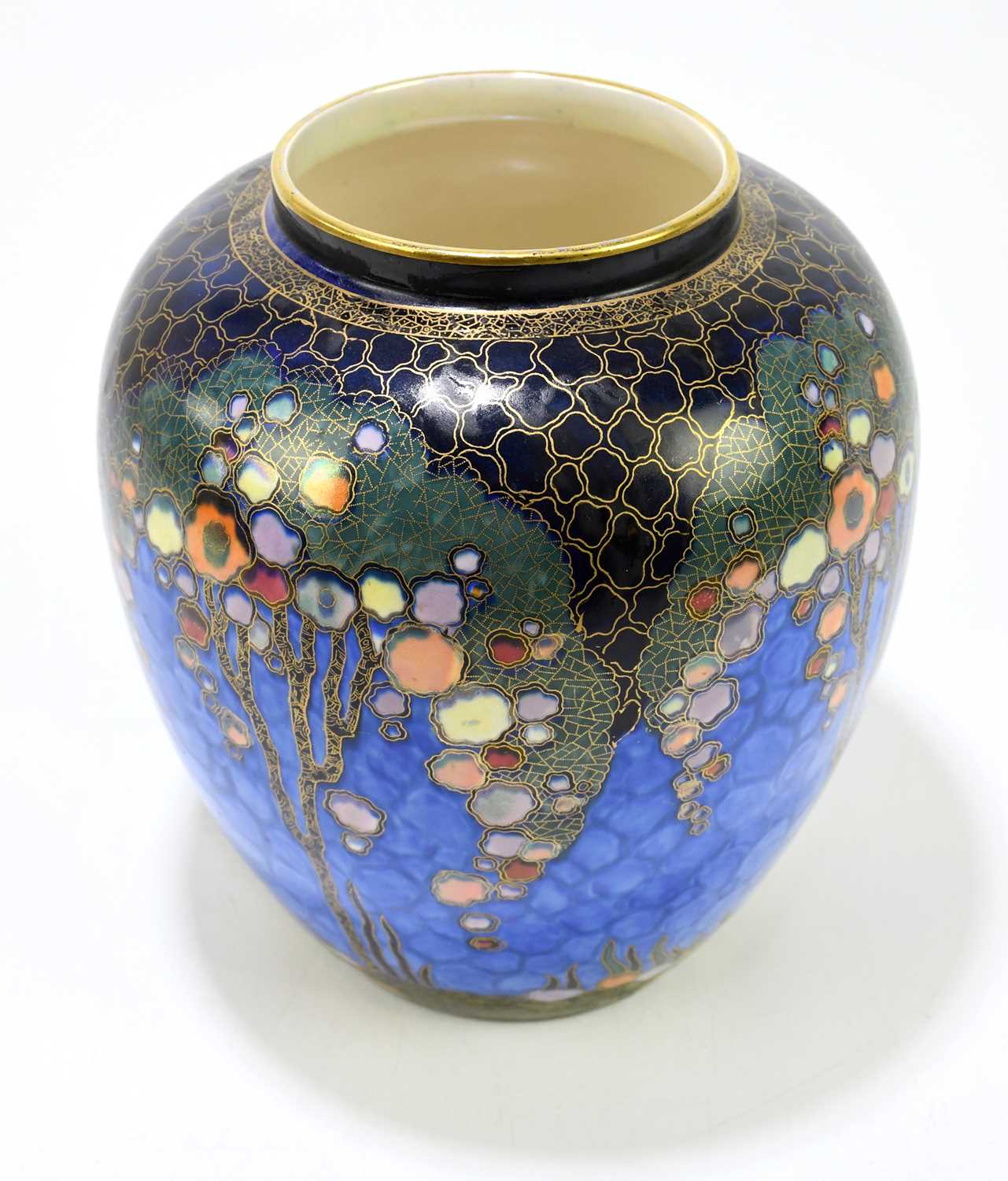 Lot 225 - CROWN DEVON FIELDINGS; a vase of ovoid form