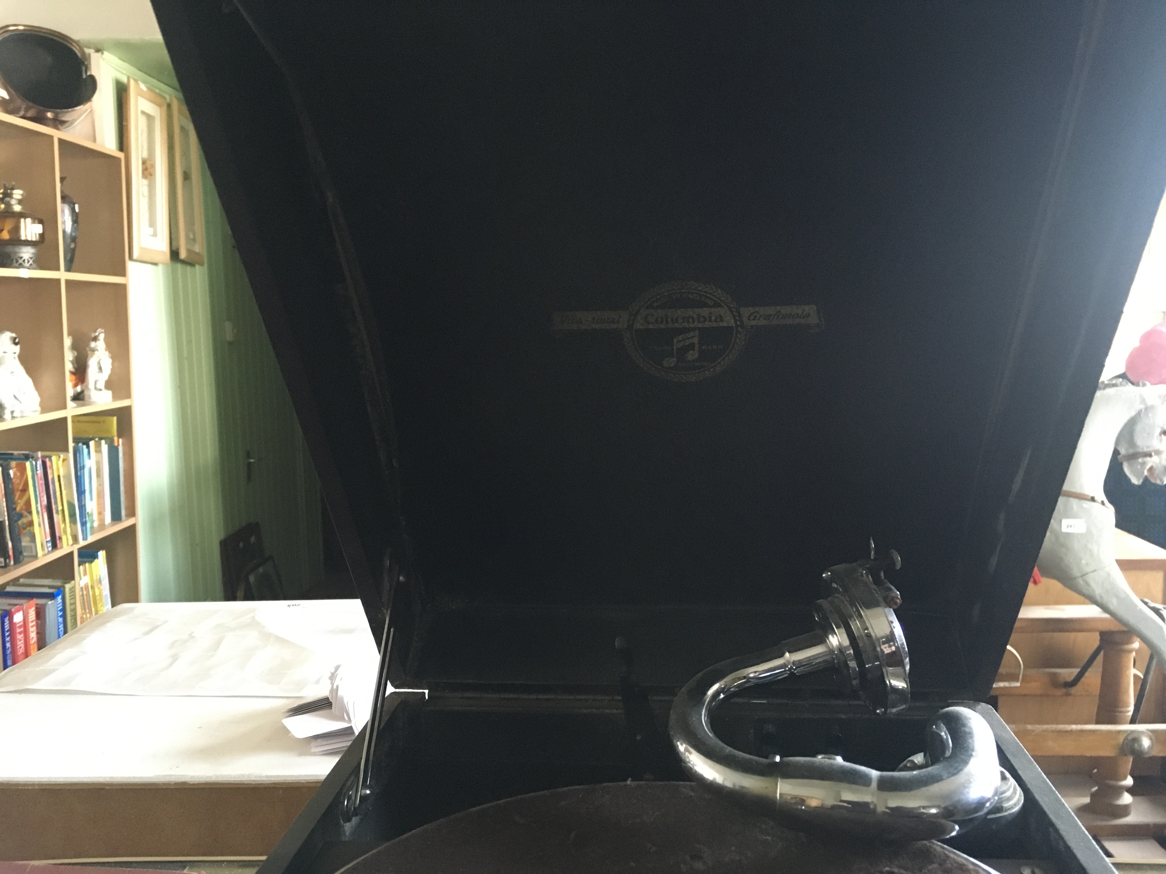 Lot 203 - COLUMBIA; a vintage wind up gramophone, with