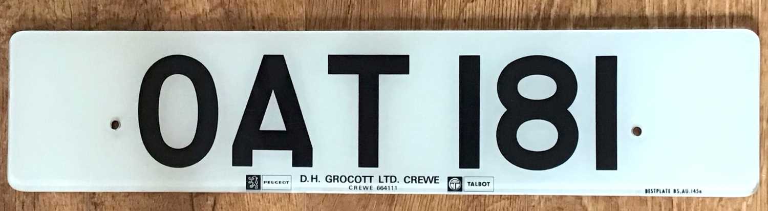 Lot 2001 - PRIVATE REGISTRATION PLATE, OAT 181