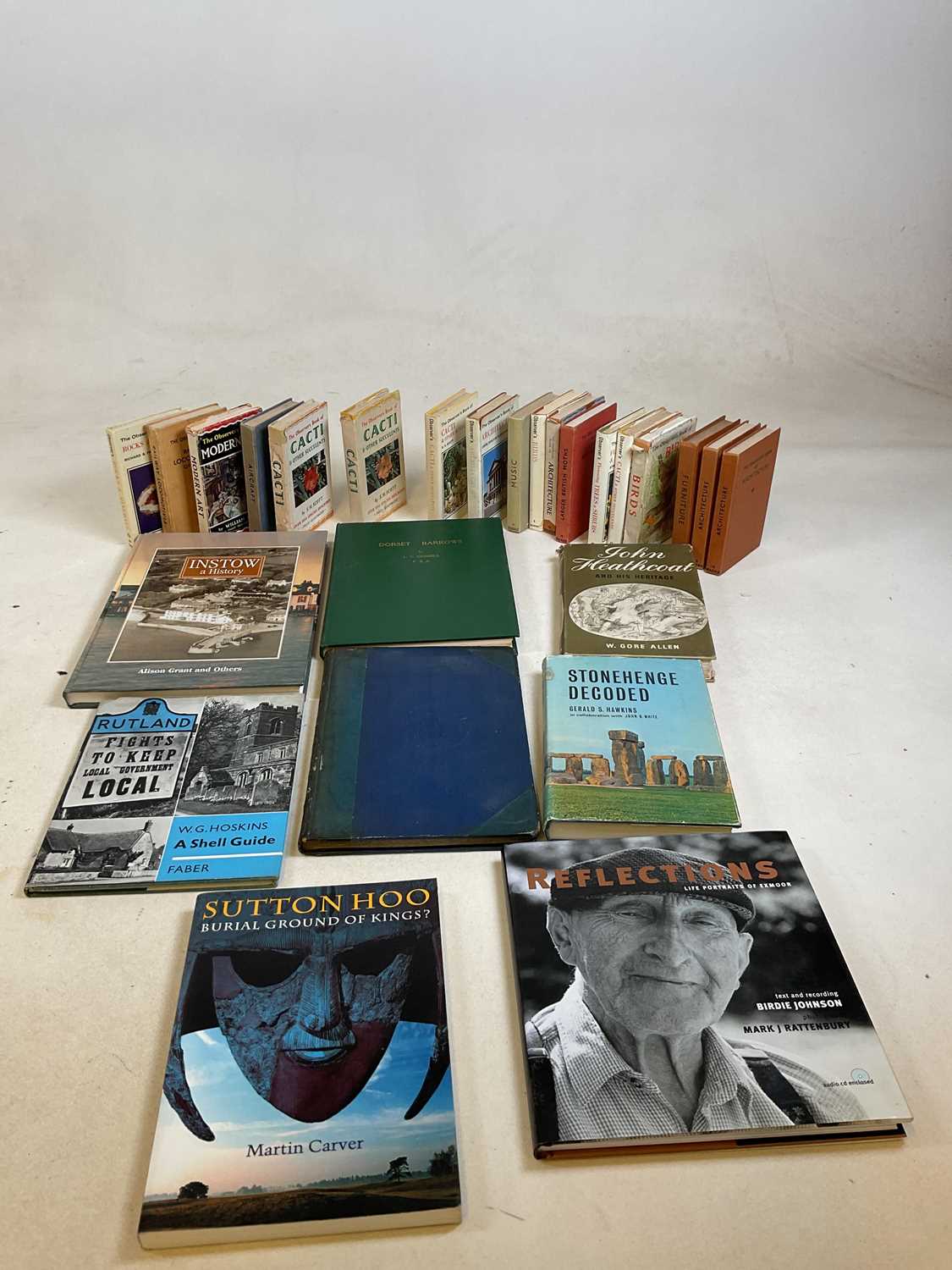 Lot 178 - A quantity of Observer books, some with dust