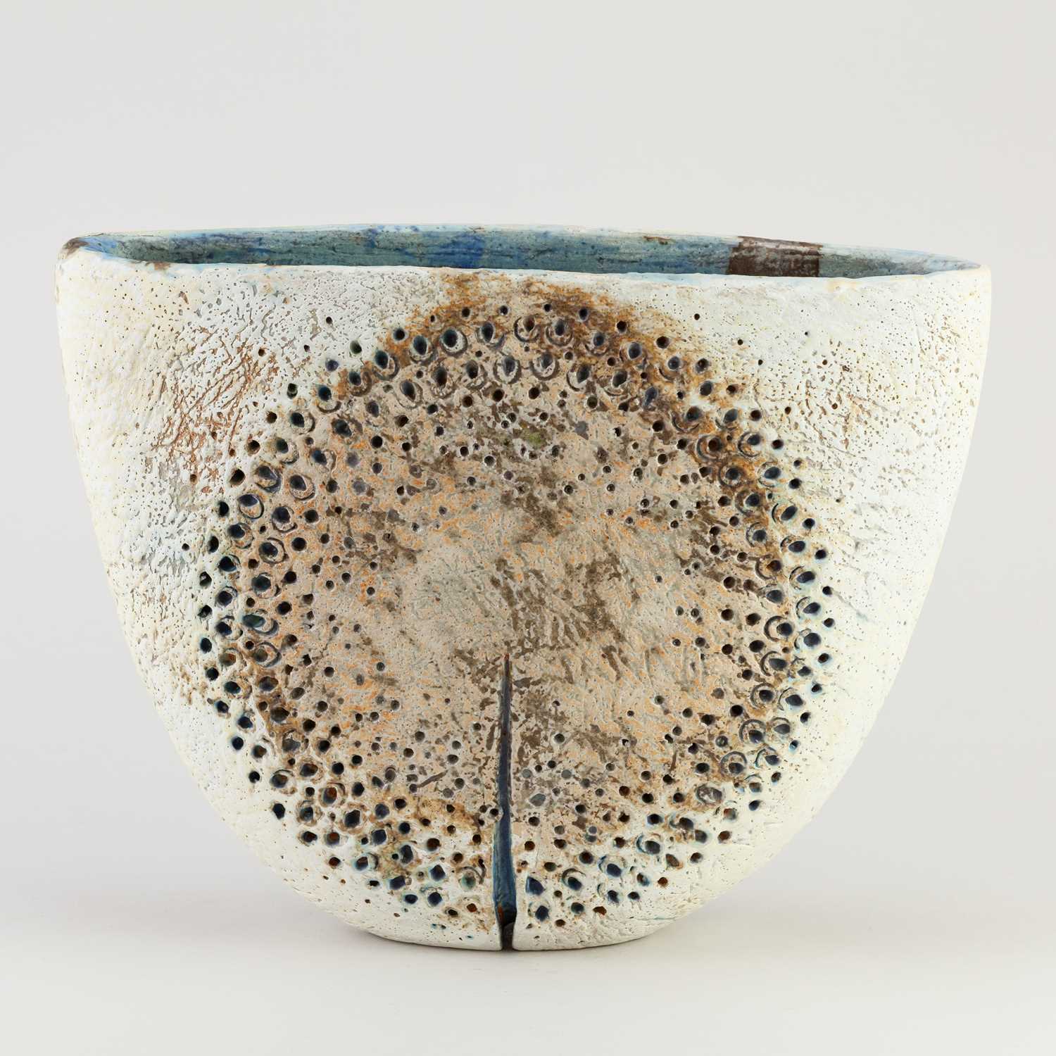 Lot 79 - ALAN WALLWORK (1931-2019); a stoneware Delta