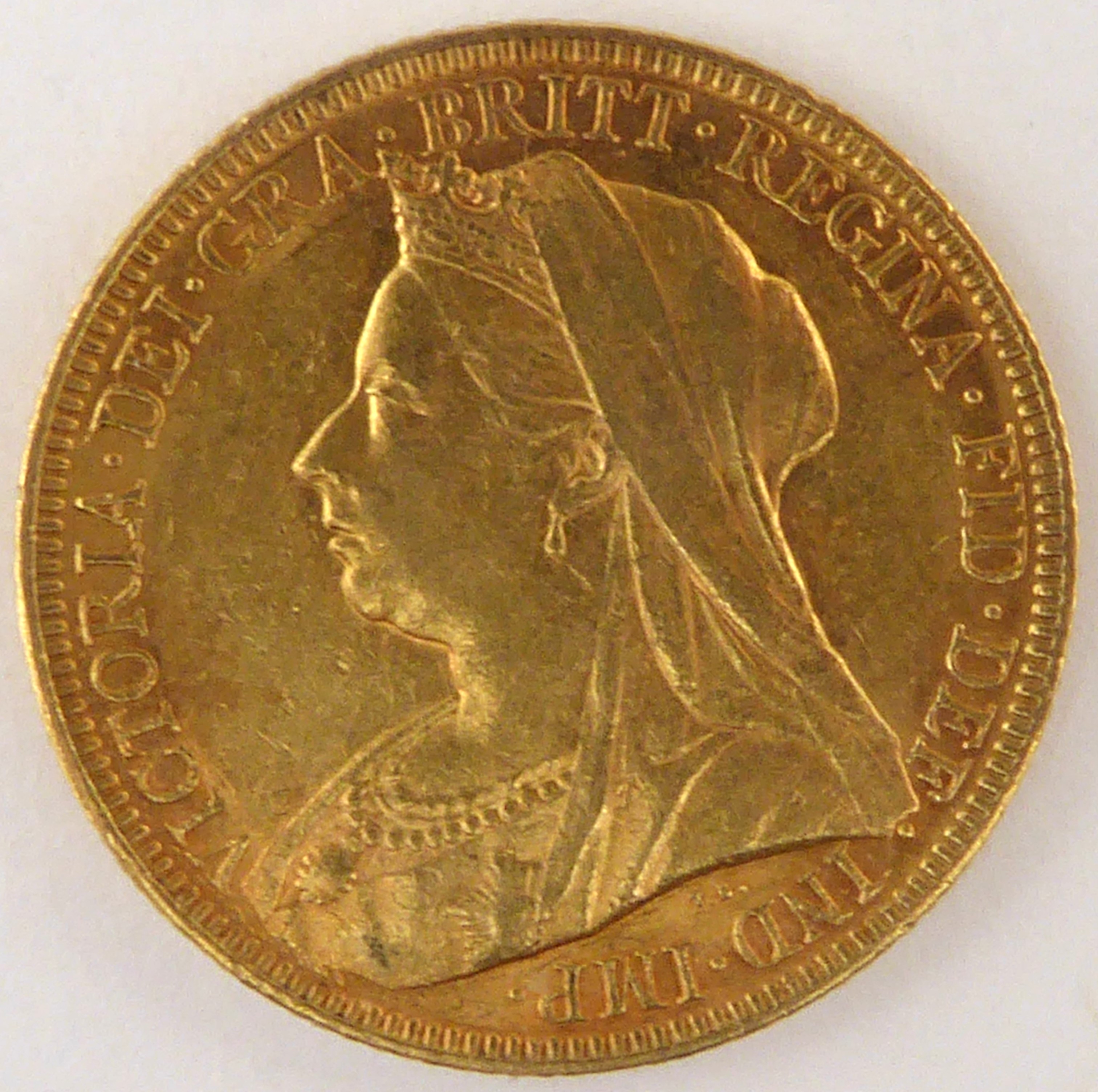 Lot 789 - A Victorian full sovereign 1897, old head,