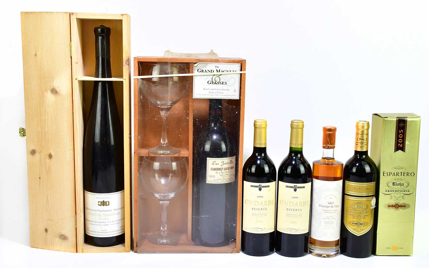 Lot 449 - MIXED WINE; a mixed group of wines to