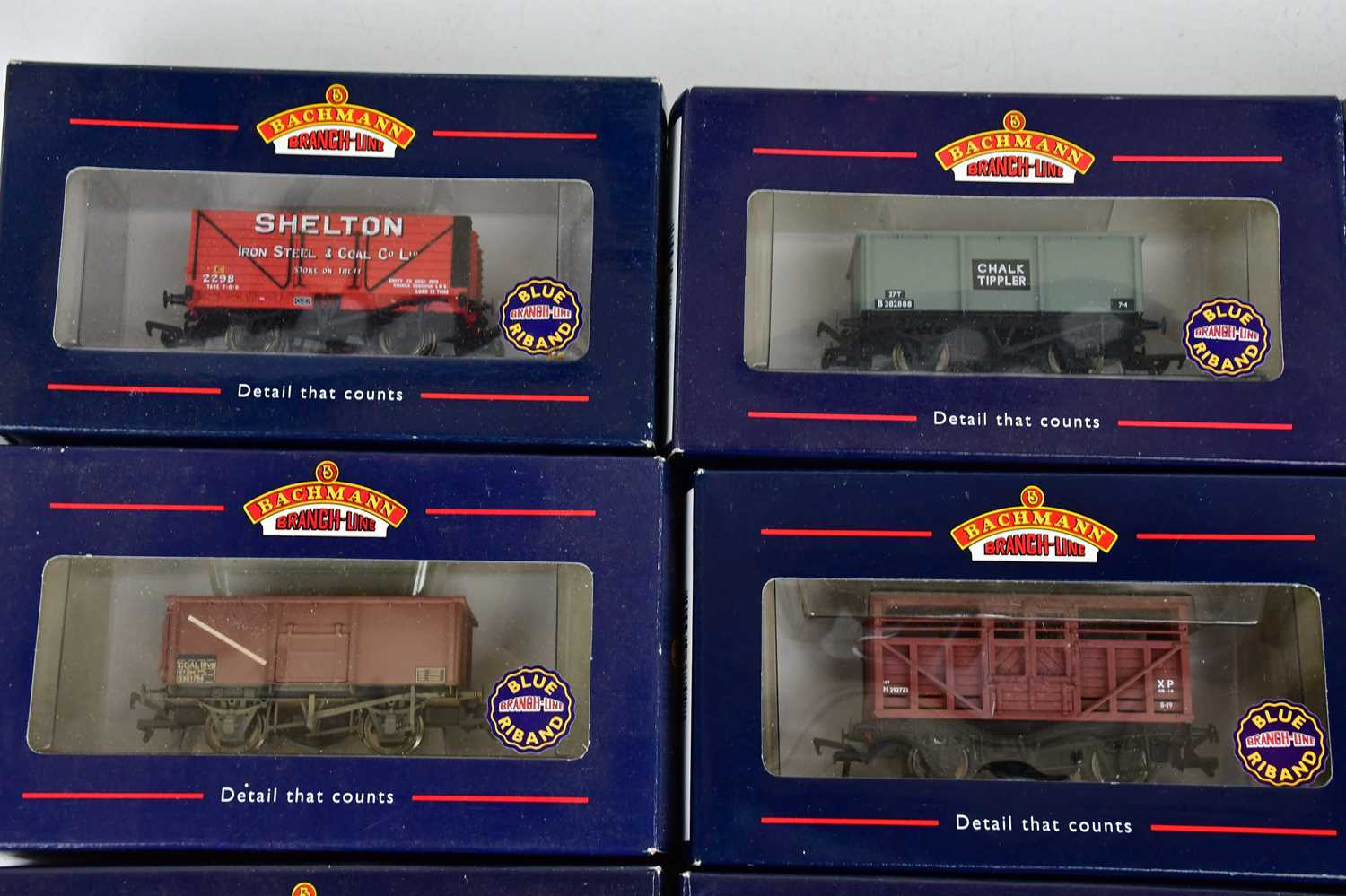 Lot 236 - BACHMANN; ten boxed OO gauge wagons.