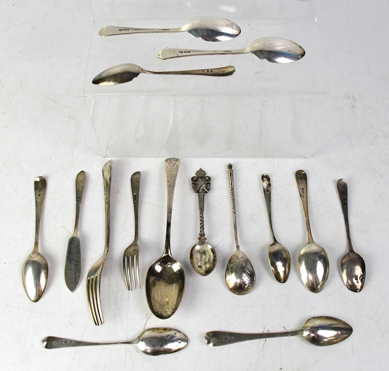 Lot 757 - A group of miscellaneously hallmarked silver