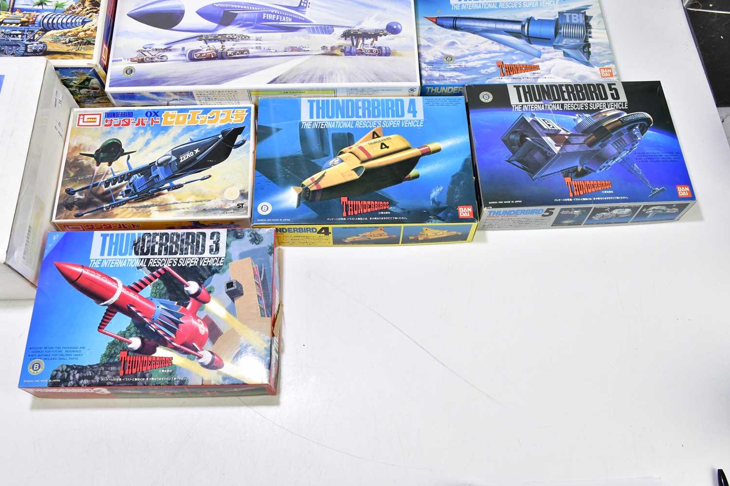 Lot 133 - GERRY ANDERSON; ten boxed model kits to