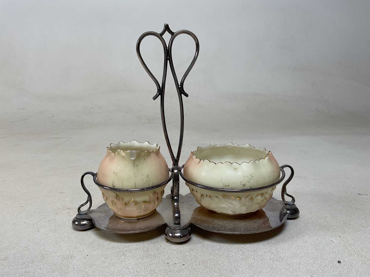 Lot 187 - LOCKE AND CO WORCESTER, a strawberry set and