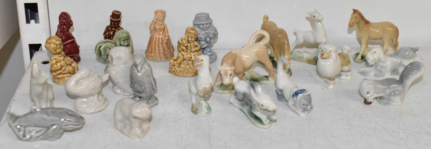Lot 396 - WADE; three full sets and a part set of