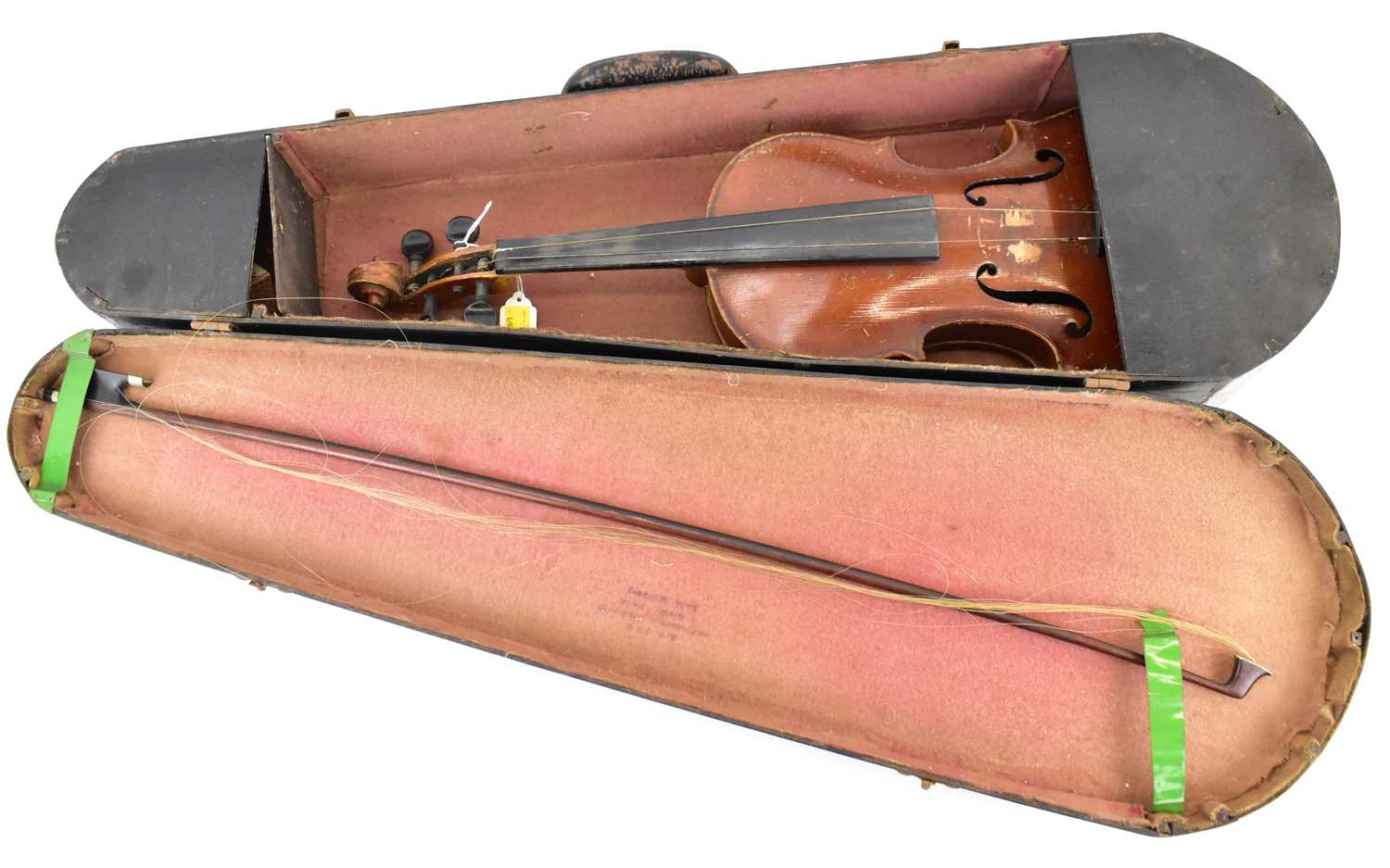 Lot 425 - A vintage full size violin with paper label