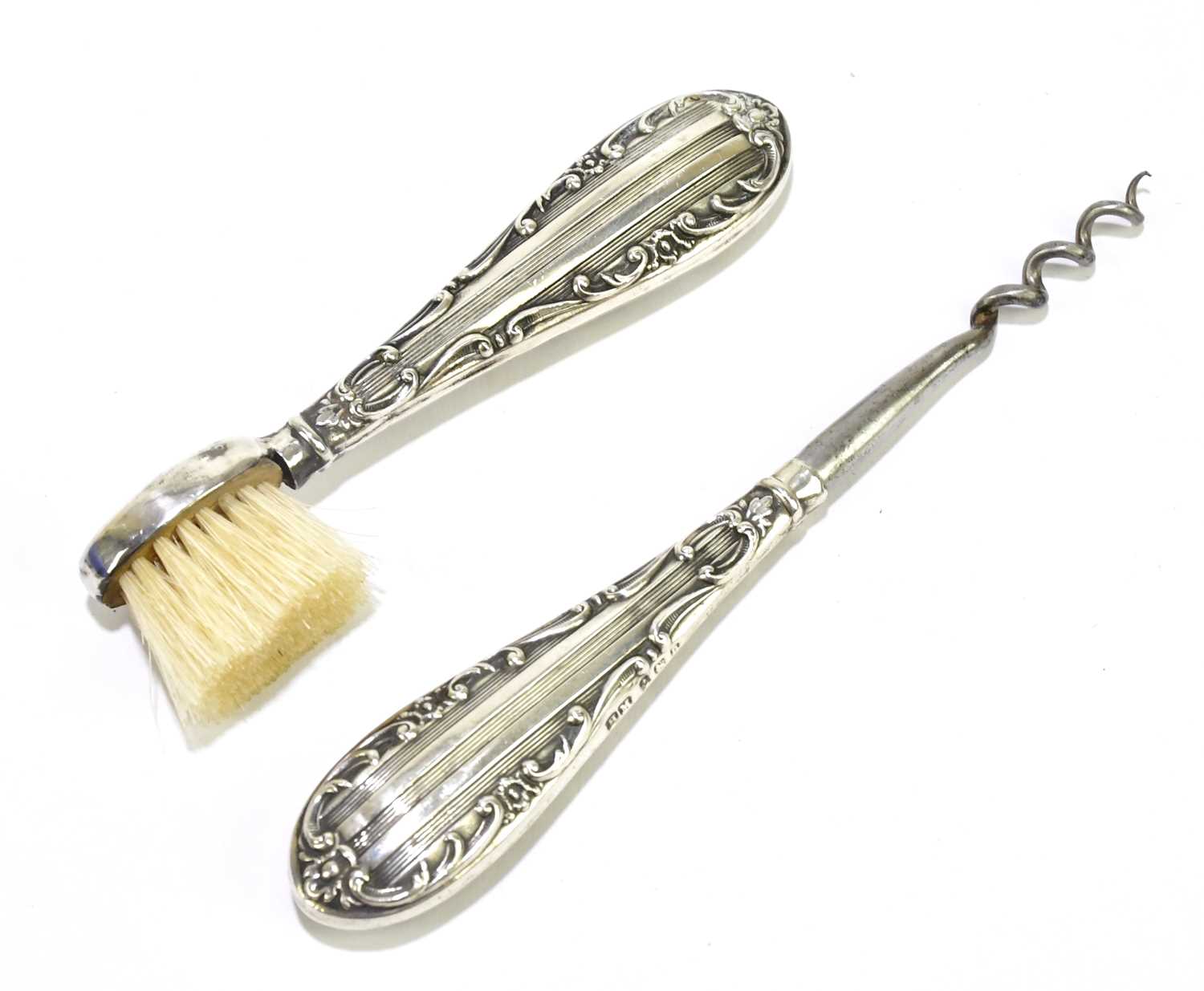 Lot 1139 - HENRY MATTHEWS; a George V hallmarked