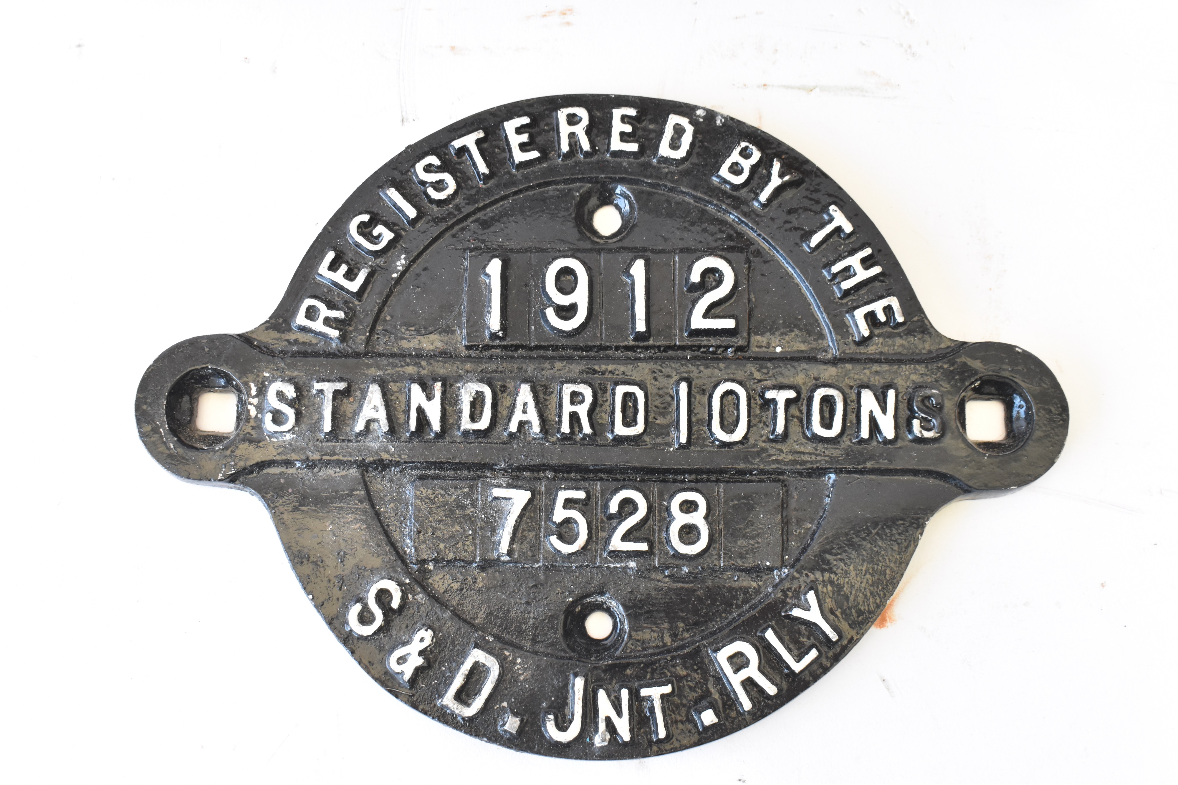 Lot 52 - RAILWAYANA; wagon plate, Registered by the