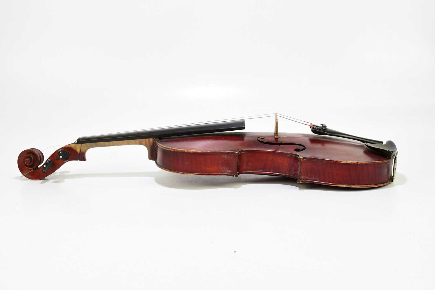 Lot 1026 - A full size English viola with interior