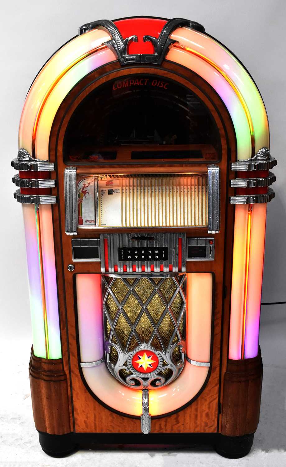 Lot 690 - A 1950s-style CD phonograph jukebox by
