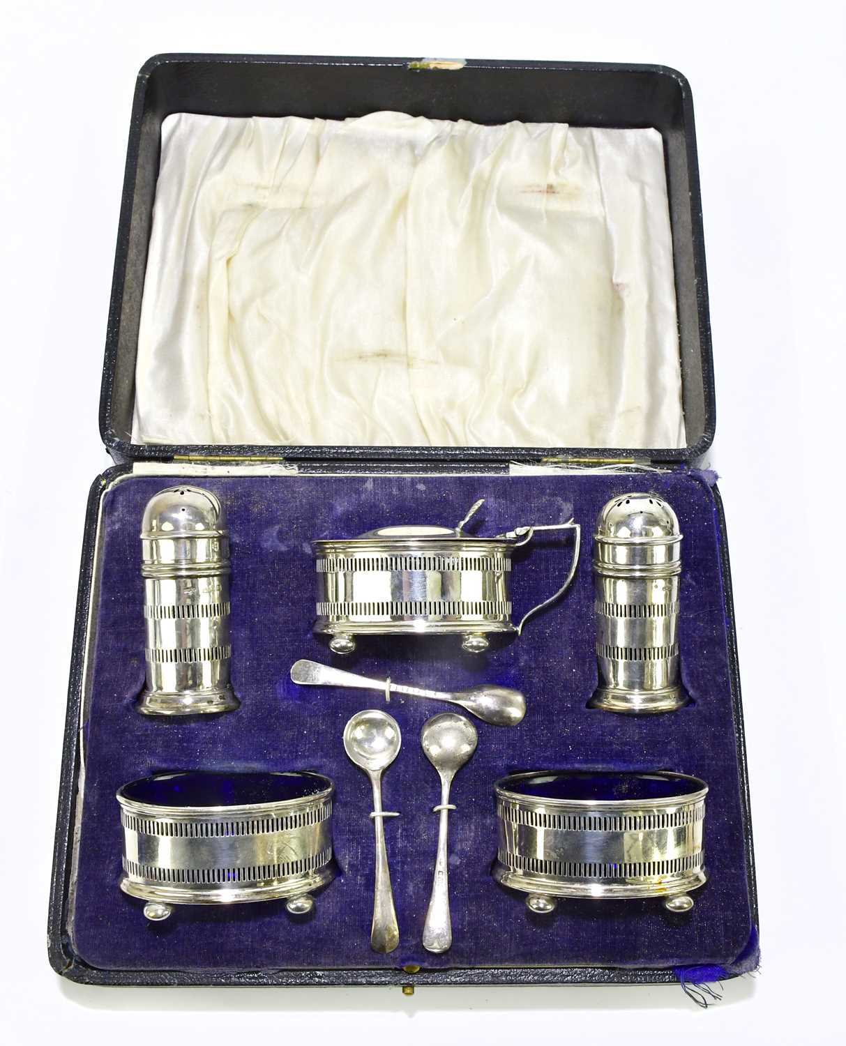 Lot 1364 - GORHAM MANUFACTURING CO; a cased George V