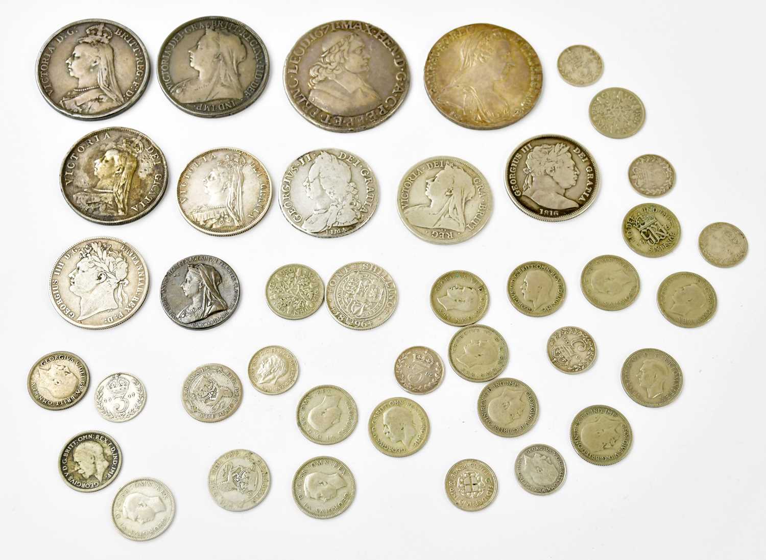 Lot 1472 - A small collection of predominantly silver