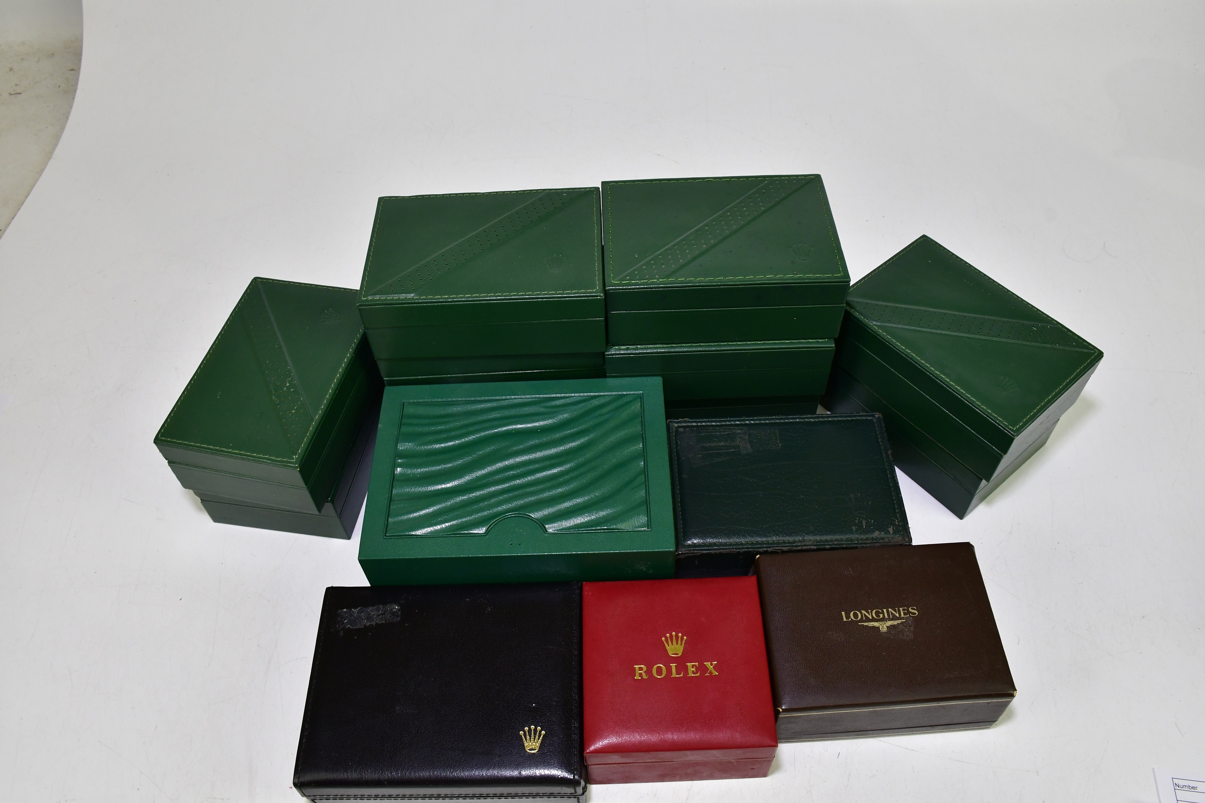 Lot 569 - ROLEX; a collection of vintage wristwatch