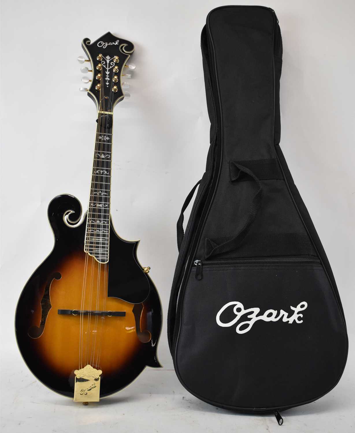 Lot 347 - A modern Ozark Professional 'F' model