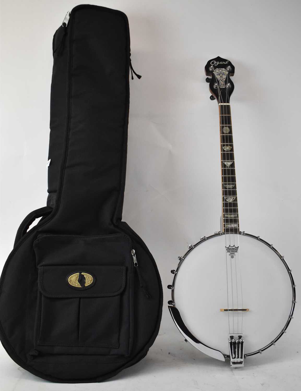 Lot 343 - A modern Ozark custom tonebell tenor banjo