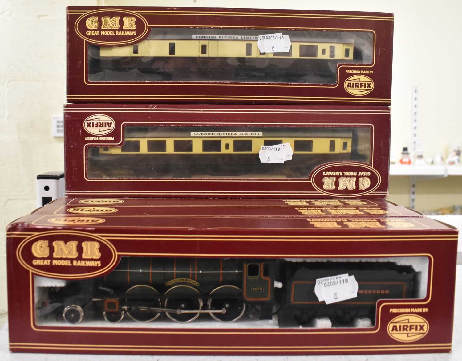 Lot 340 - AIRFIX; a GMR boxed castle class OO scale