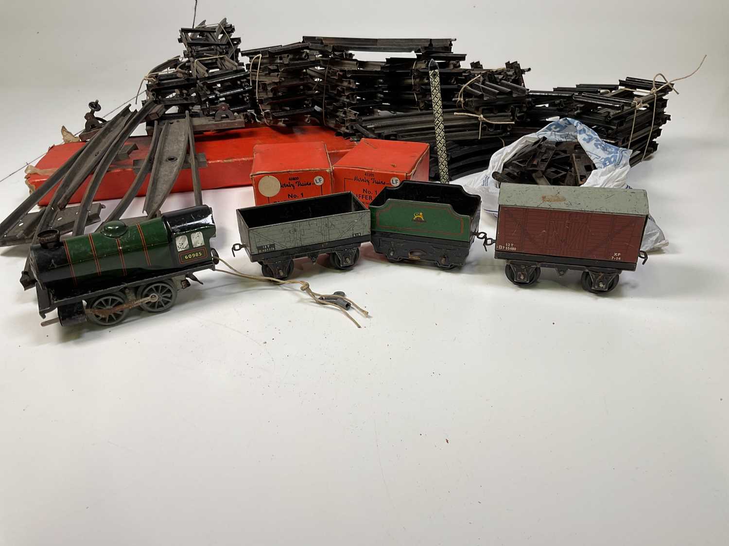 Lot 94 - A Hornby clockwork train set, includes engine,