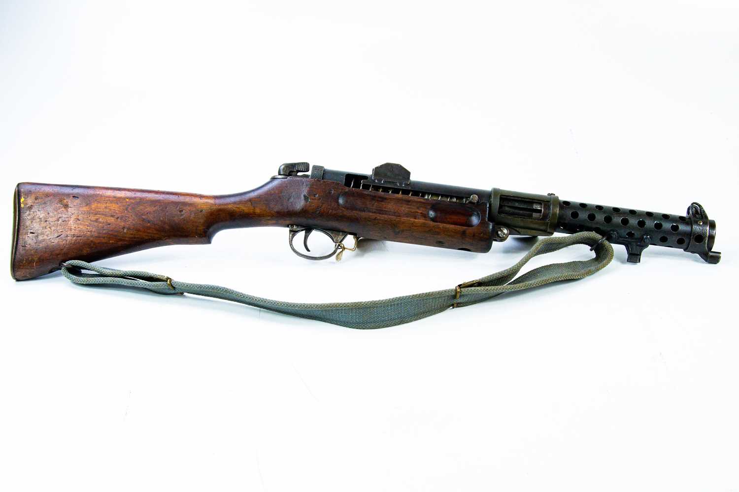 Lot 547 - LANCHESTER; a deactivated 9mm Mk I