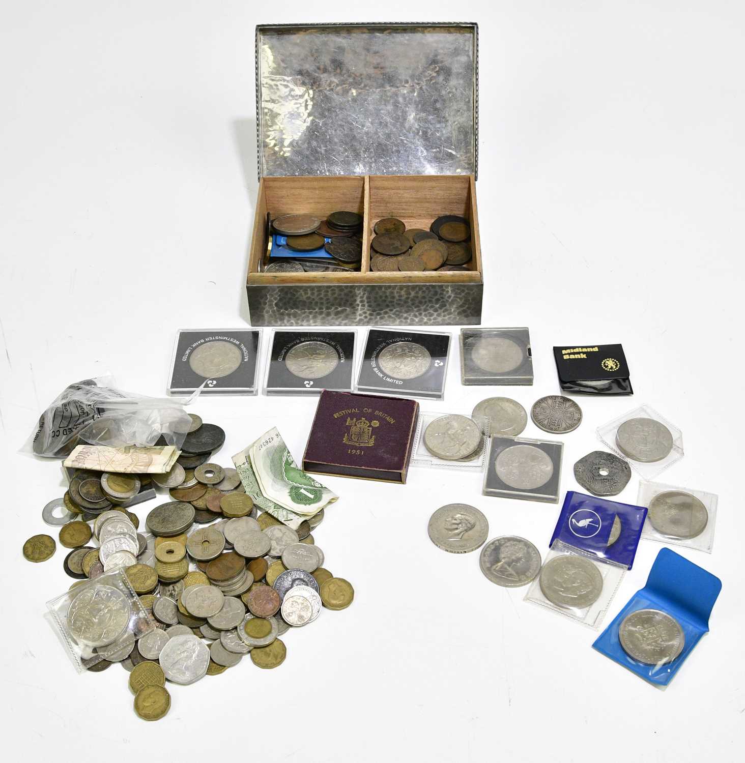 Lot 2228 - A small collection of various coins to
