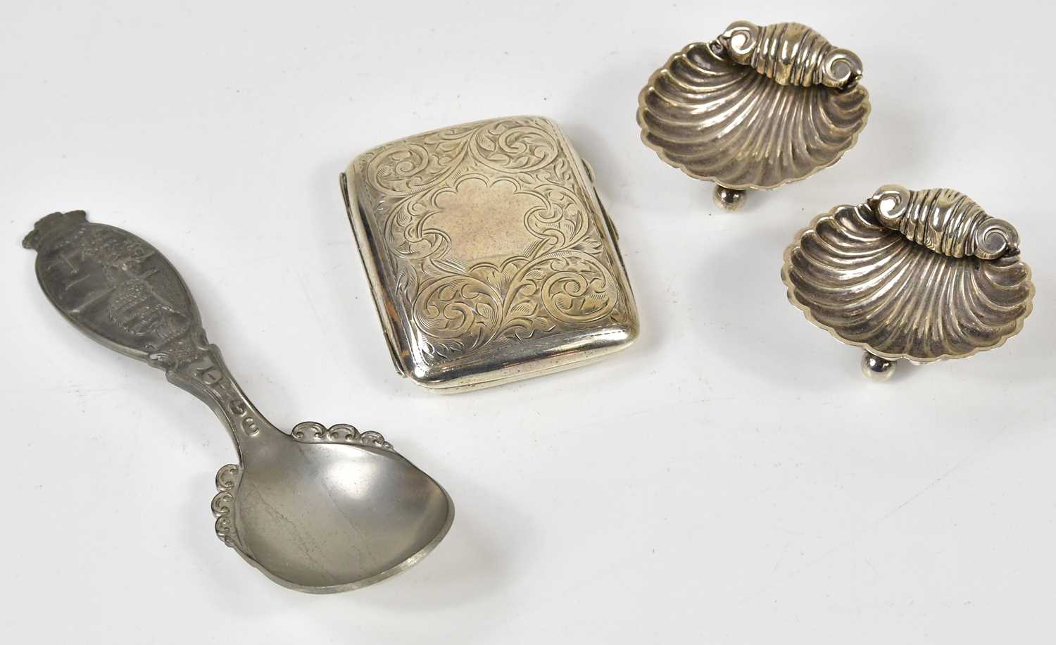 Lot 2124 - JOSEPH GLOSTER LTD; a George V hallmarked