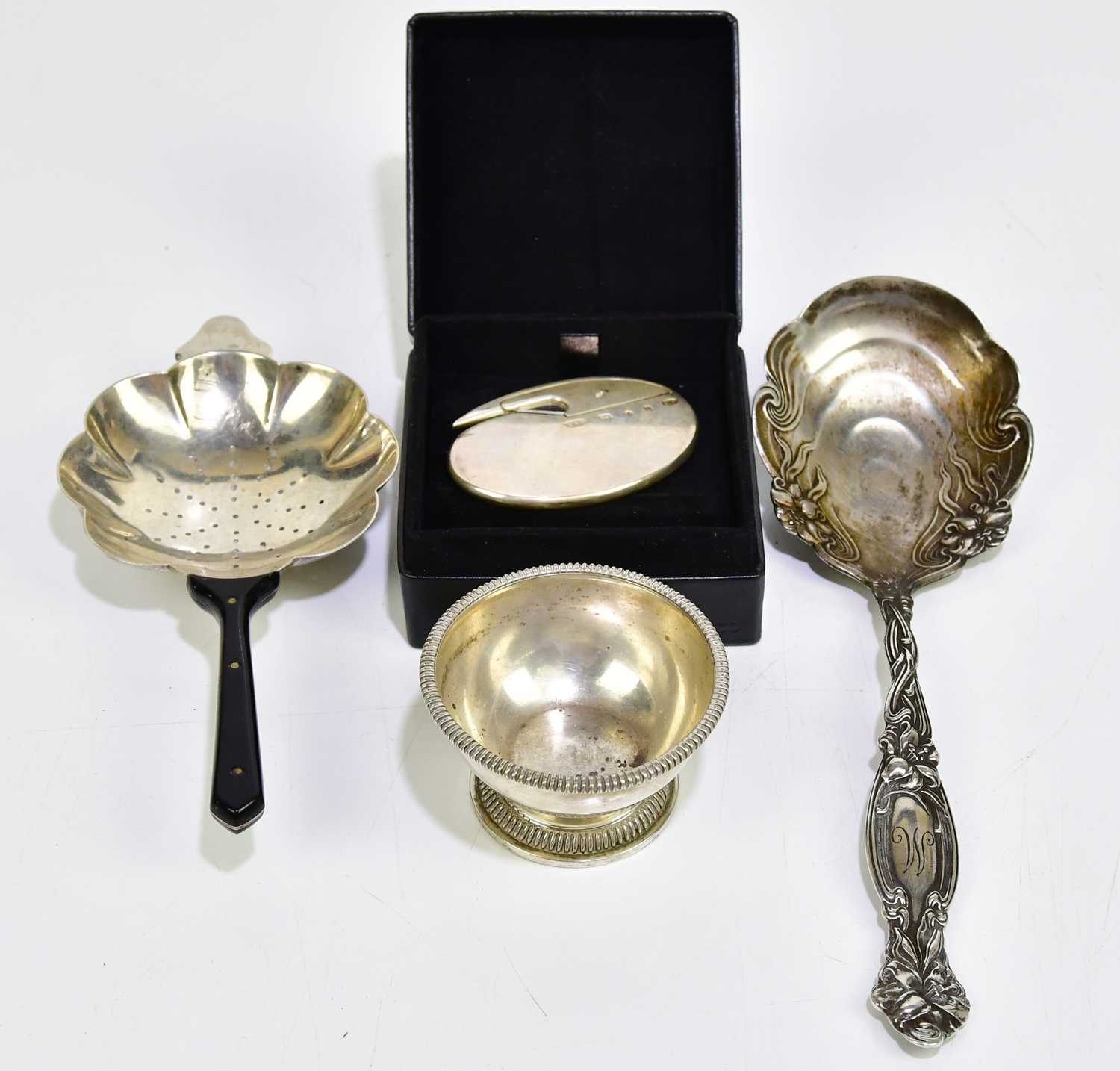 Lot 2112 - LANGFORD SILVER GALLERIES; an Elizabeth II