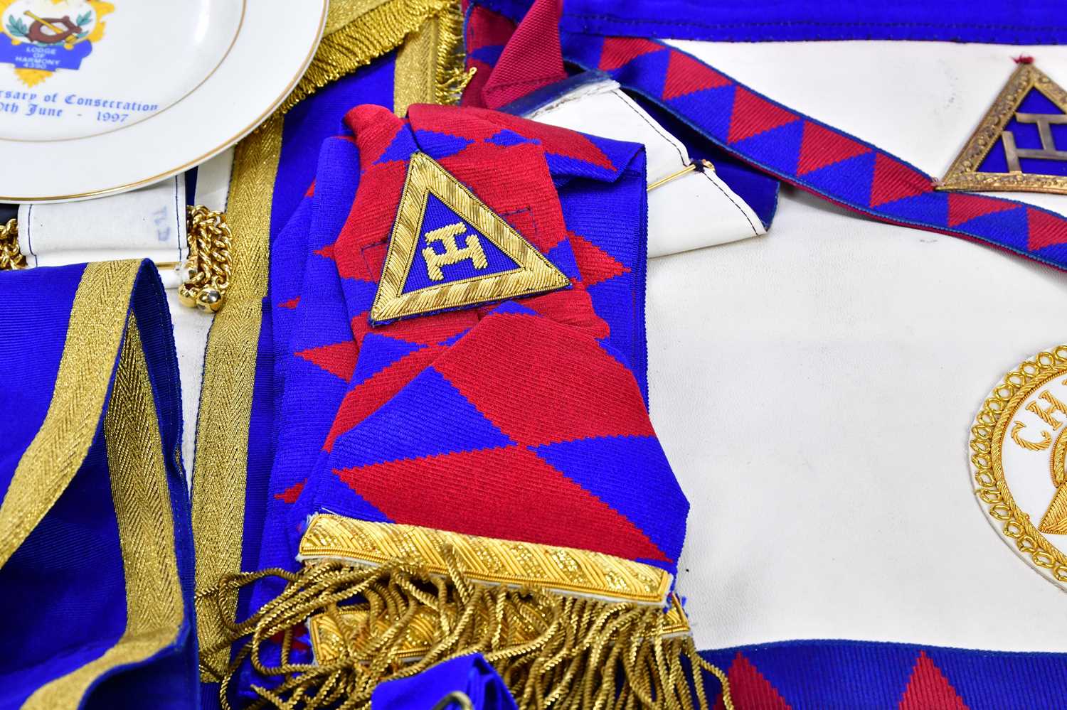 Lot 1391 - A small collection of Masonic regalia,