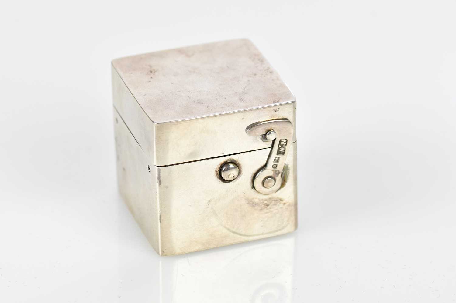 Lot 2613 - MAPPIN & WEBB; a George V hallmarked silver